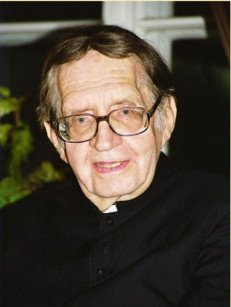 Wieczór z poezją księdza Twardowskiego - Księgarnia Internetowa Święty ...